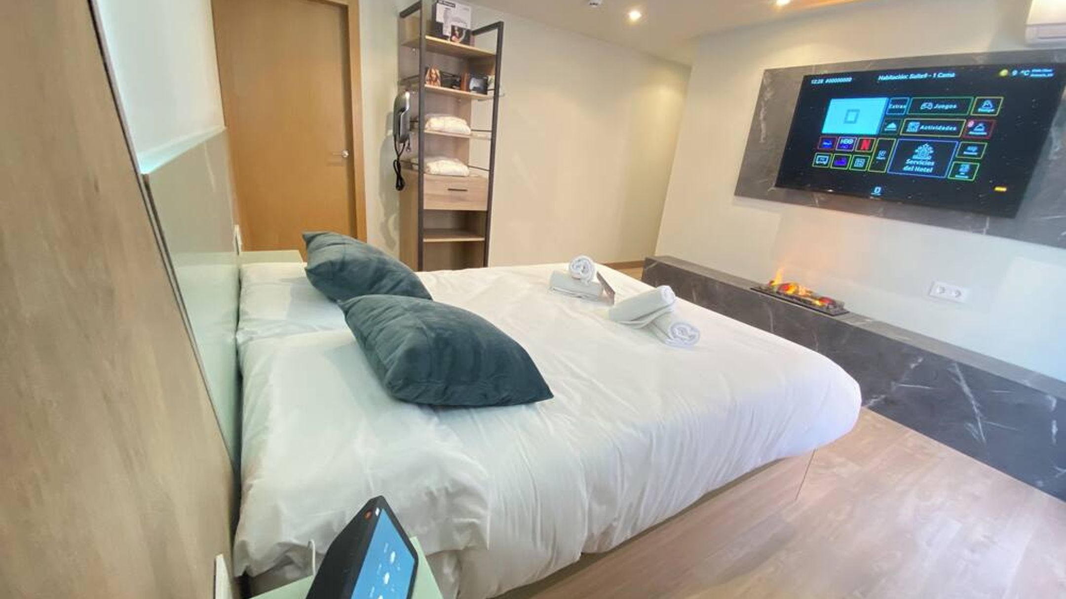 Futurotel Space Spa Garden desde 22 €. Hoteles en Granada - KAYAK